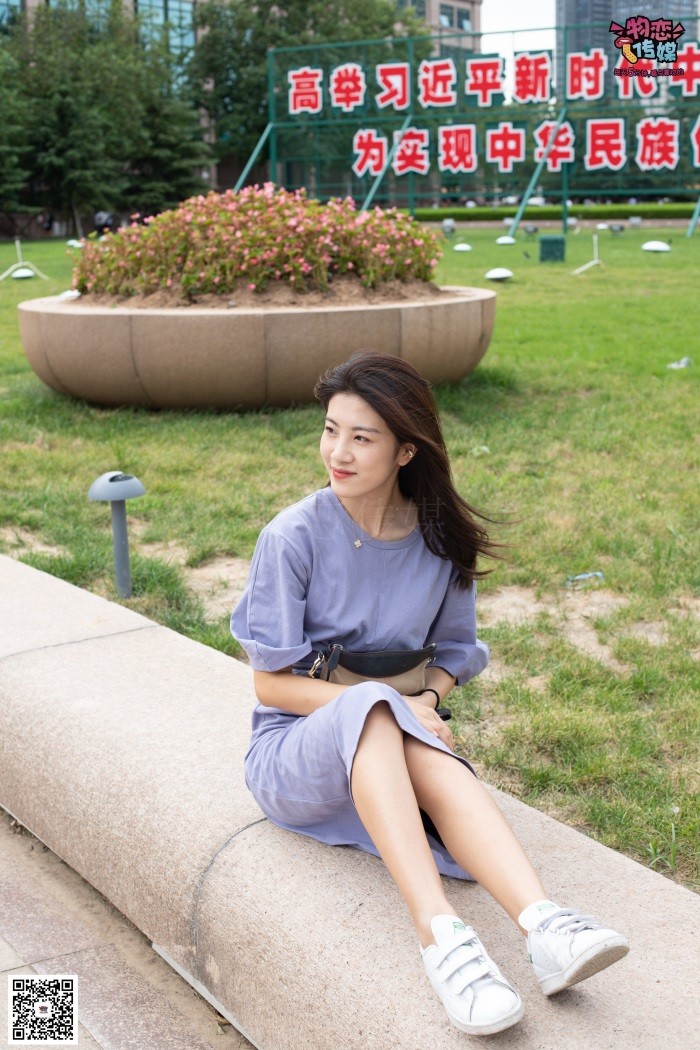 物恋传媒 No.043 湛蓝连衣裙搭配板鞋船袜 [187P/1V/1.28GB] - 图火火