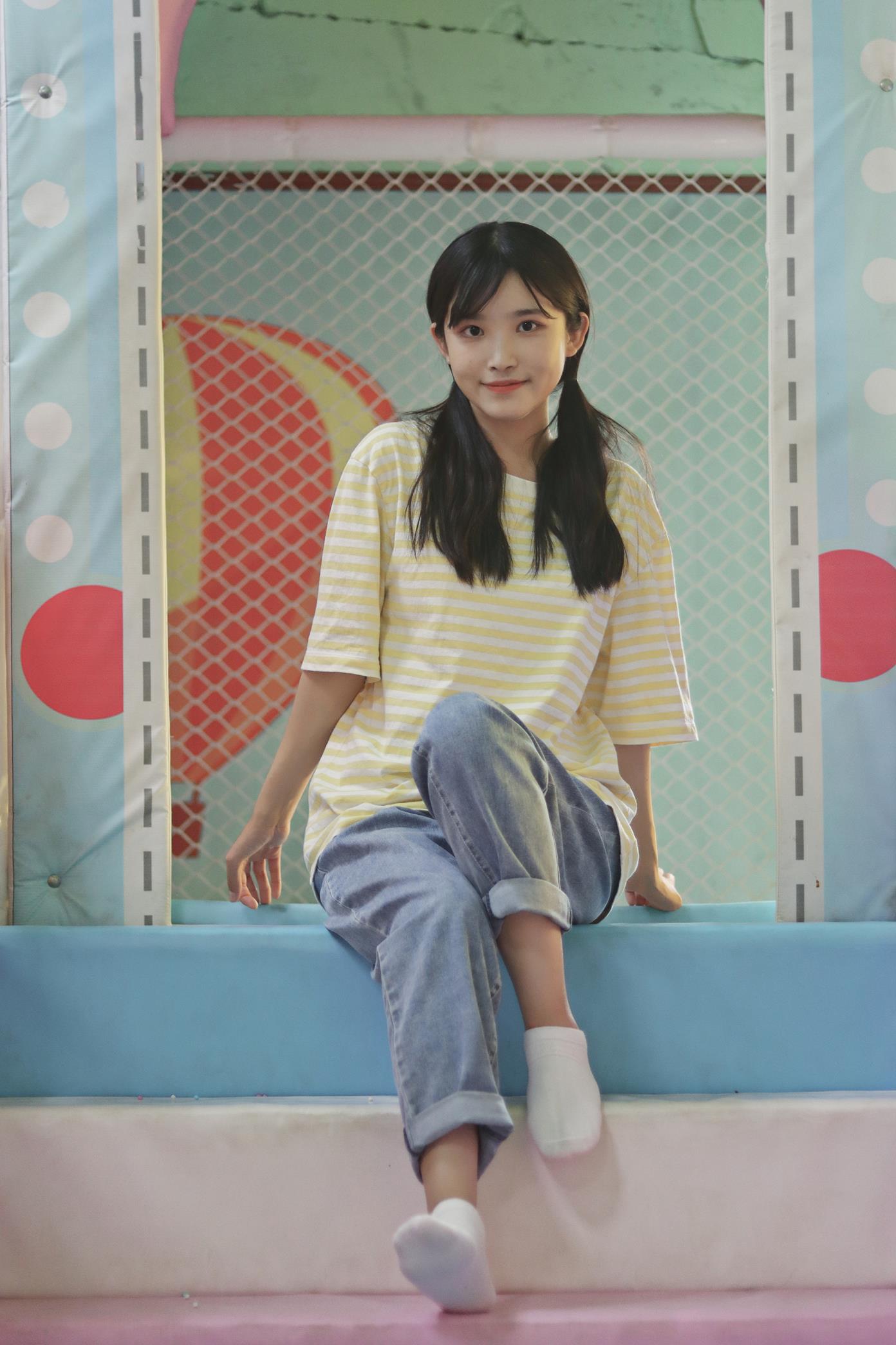 织梦映像 蹦床日记 赤着脚乐园漫步完整版短丝+白棉袜 [300P/1V/8.6G] - 图火火