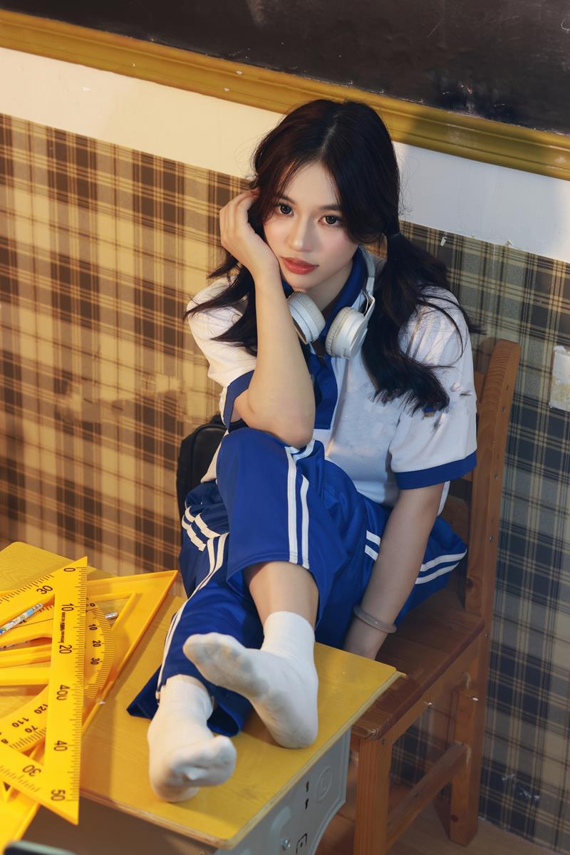 织梦映像 新品学生时代完整版 学生服白棉袜脏脚底[335P/1V/4.58GB] - 图火火