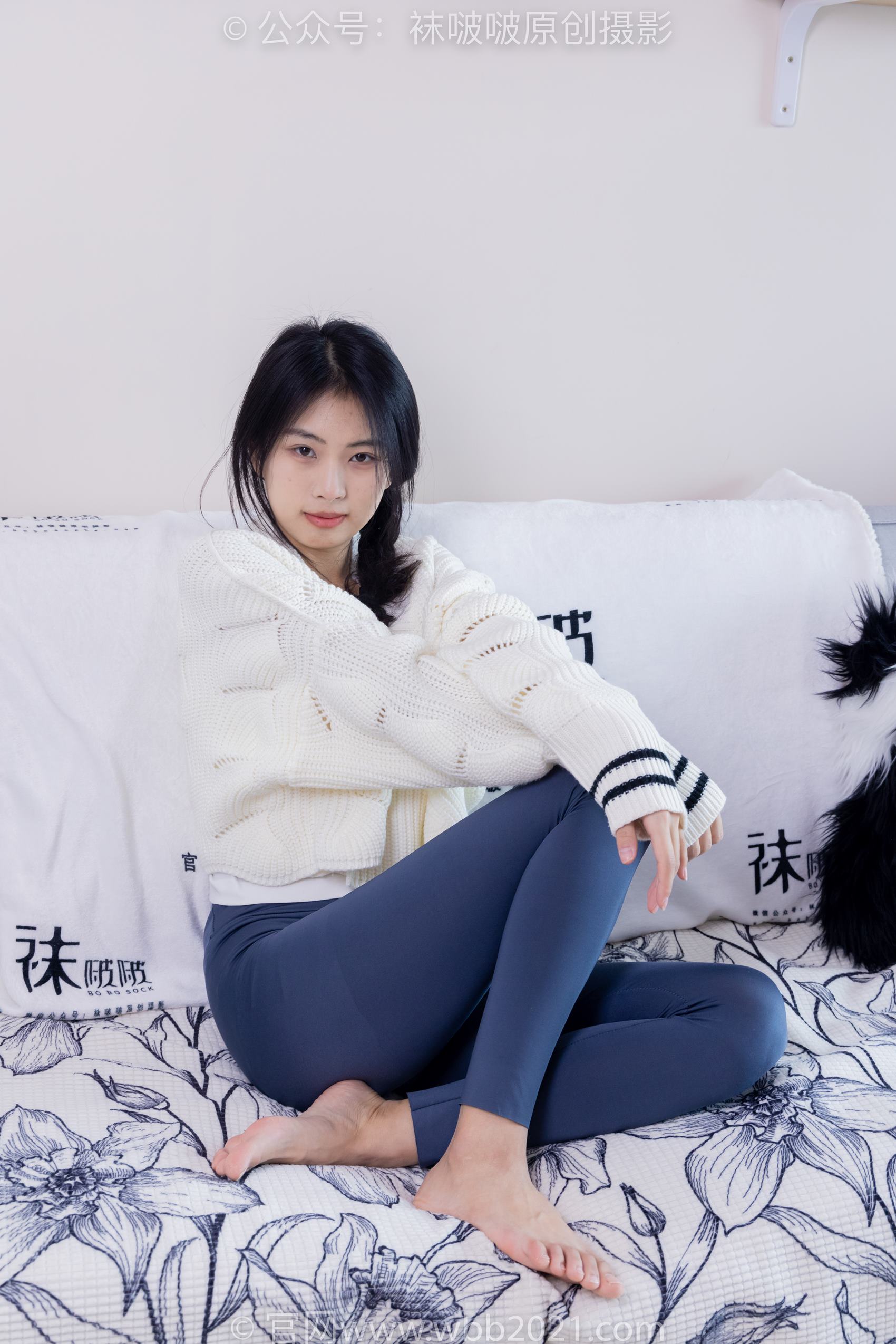 [BoBoSocks袜啵啵]NO.389 奶油-长靴、高跟凉鞋、黑丝、瑜伽裤裤里丝[190P/1V/7.95GB] - 图火火