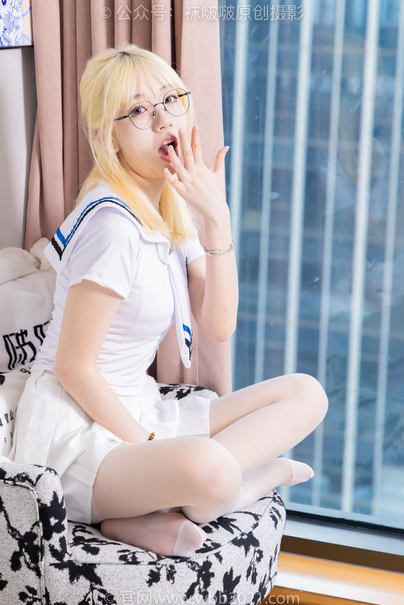 [BoBoSocks袜啵啵]NO.495 小甜豆 高跟长靴、白棉袜、薄白丝[150P/1V/5.92GB] - 图火火