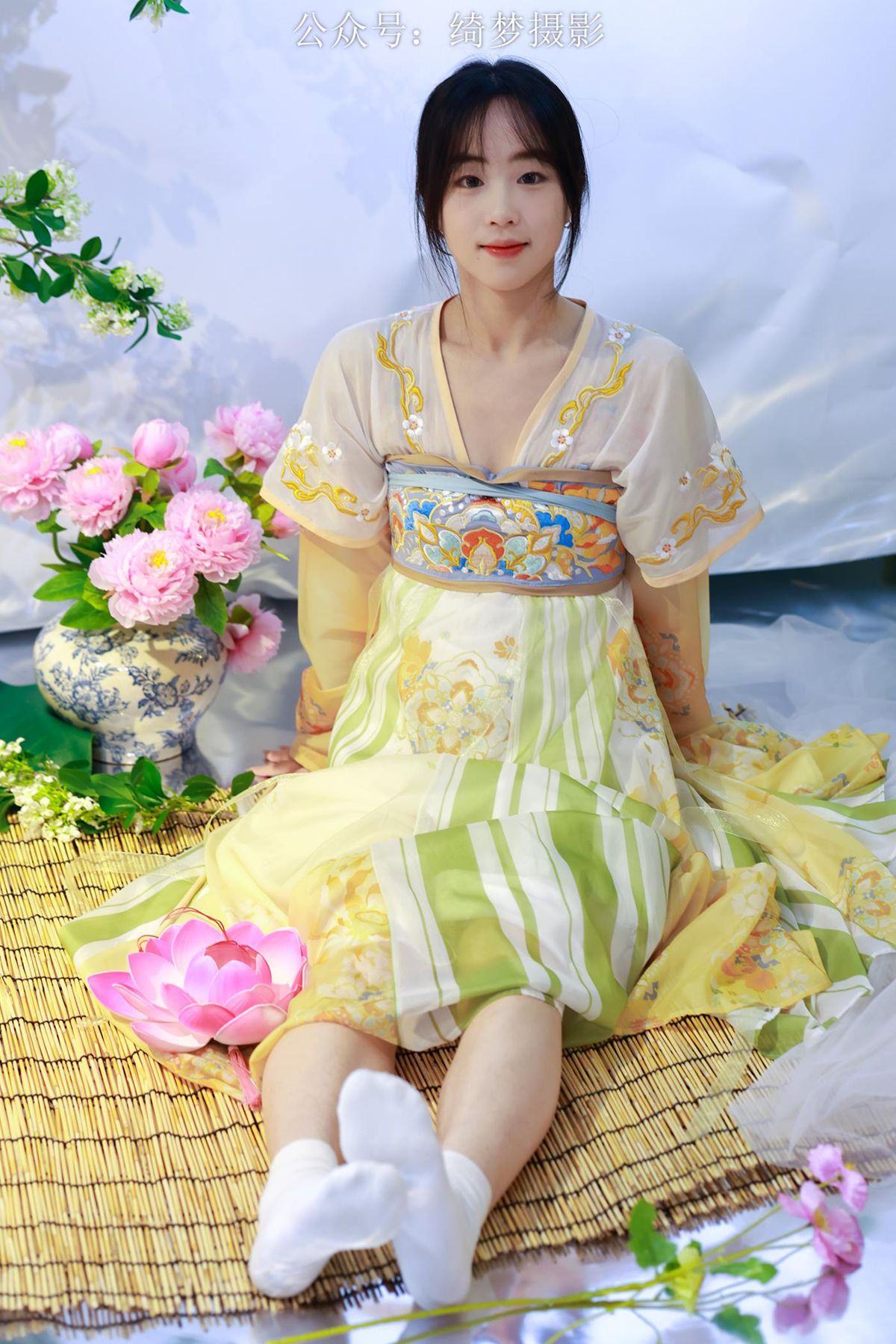 绮梦摄影 2024.08.26 NO.007 Aubrey 精选版[168P/1V/7.52GB] - 图火火