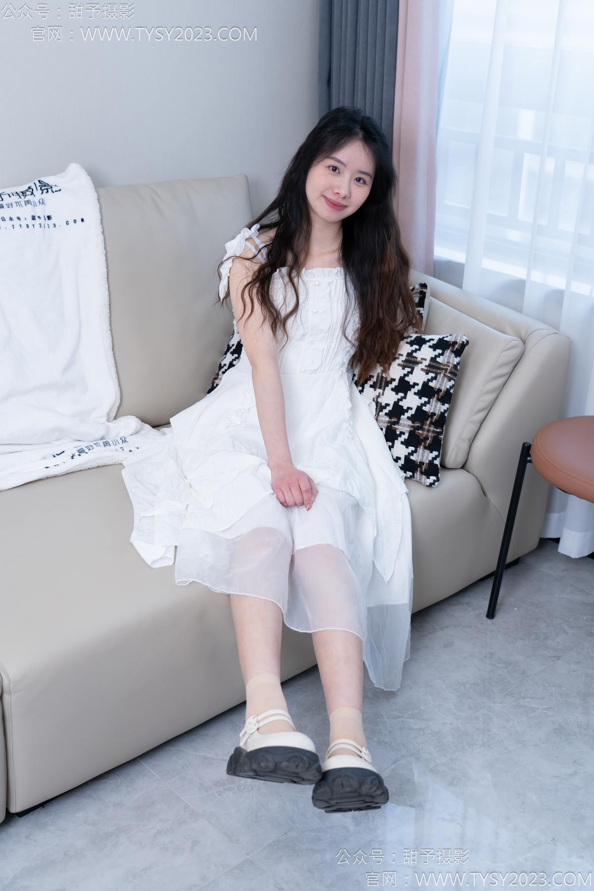 甜予摄影 NO.172 知知-皮鞋、短肉丝、裸足[130P/2V/9.84GB] - 图火火