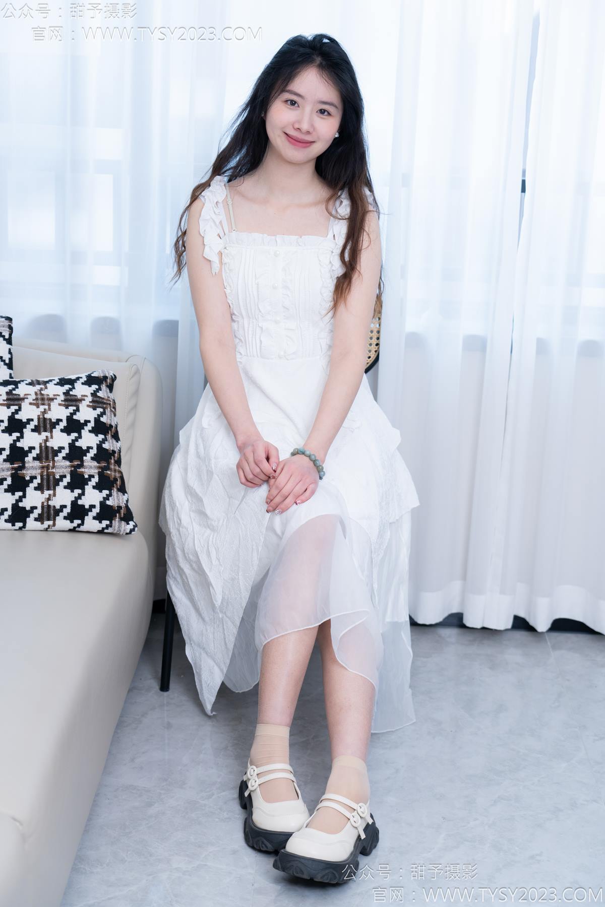 甜予摄影 NO.172 知知-皮鞋、短肉丝、裸足[130P/2V/9.84GB] - 图火火