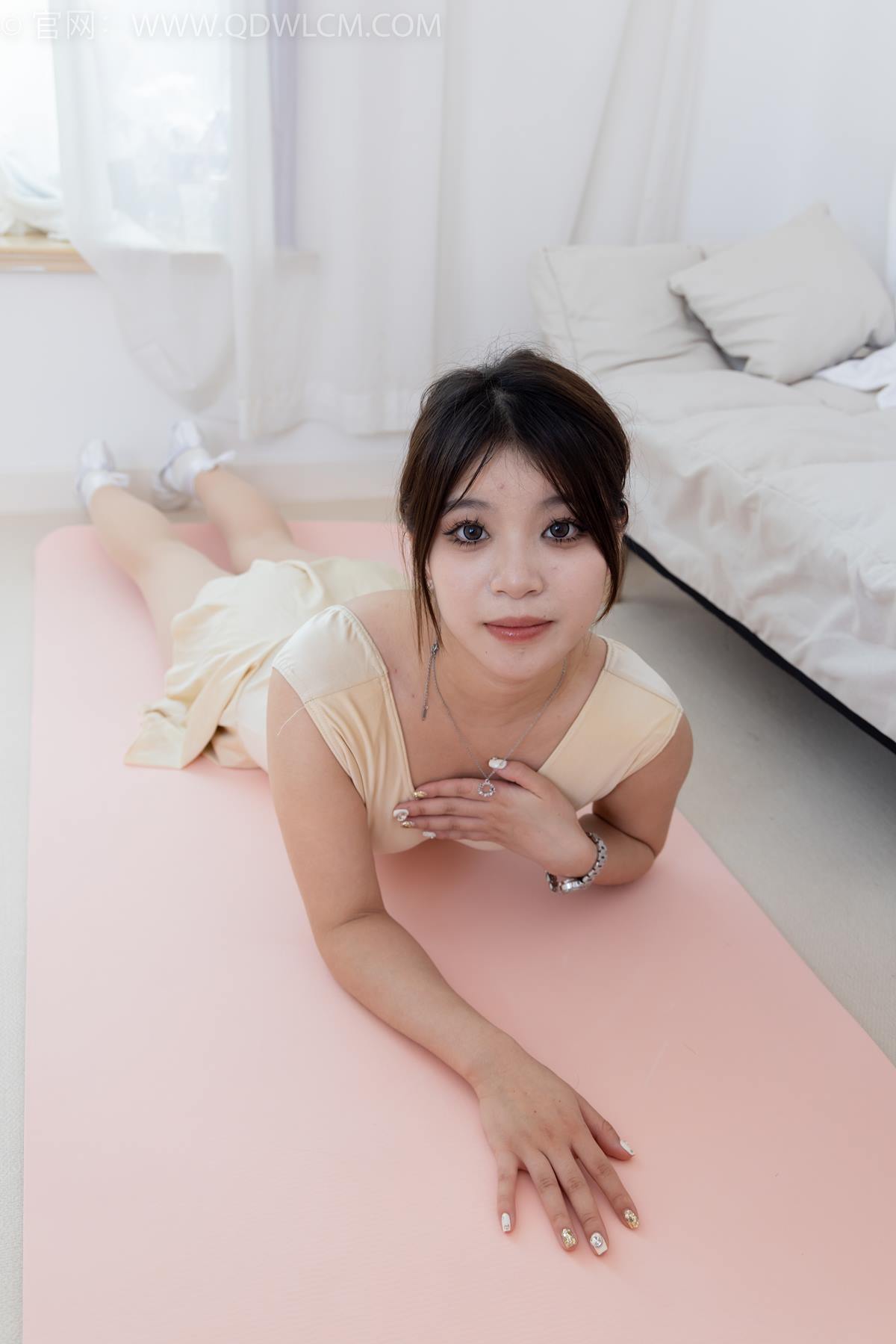 物恋传媒 NO.2358 闪闪-舞蹈服、舞蹈鞋、白棉袜、厚白丝、厚灰丝、薄肉丝[150P/1V/5.60GB] - 图火火