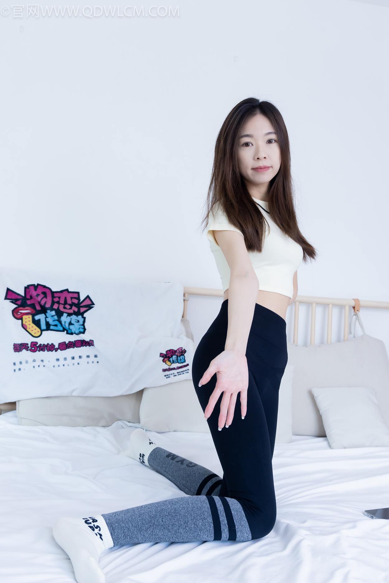 物恋传媒 NO.2339 婷婷-长靴、白棉袜、裸足[175P/1V/4.28GB] - 图火火