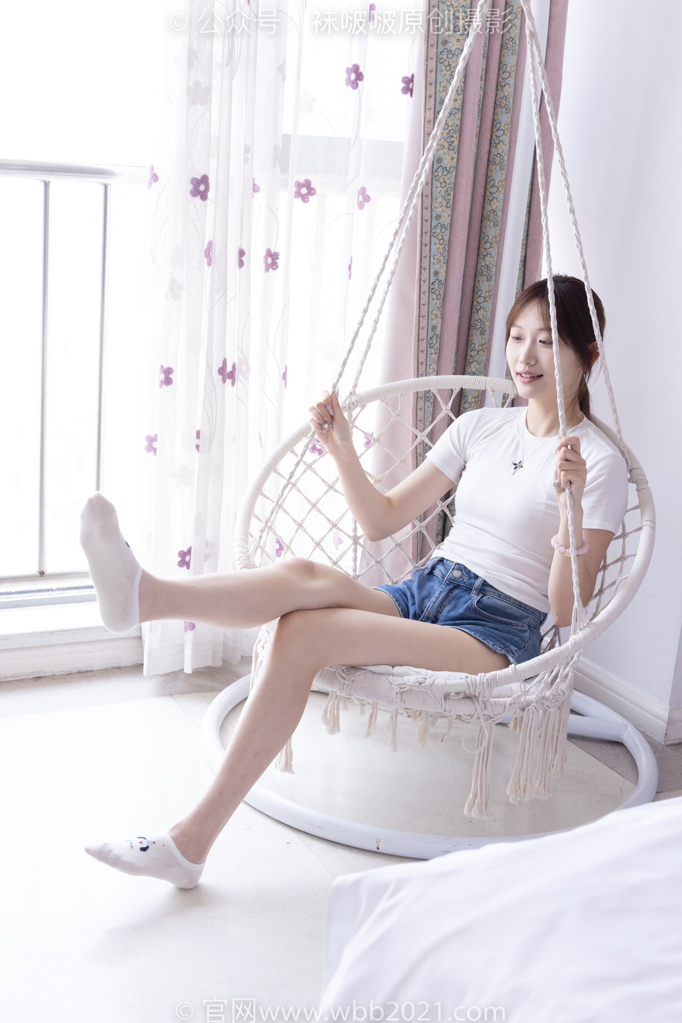 袜啵啵553花絮版新人香菜驾到[152P/1V/5.57G] - 图火火