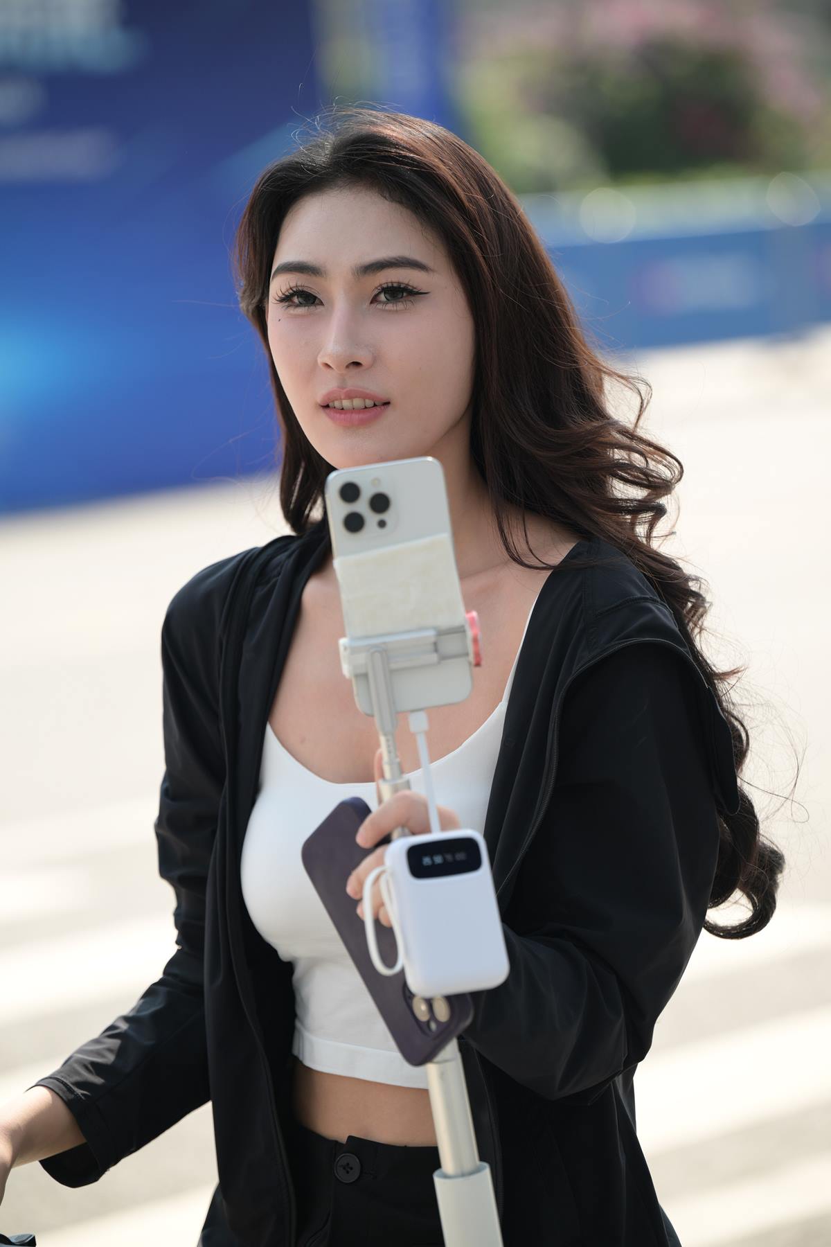 精选街拍作品 NO.5793 黑白搭配运动装[194P/333MB] - 图火火