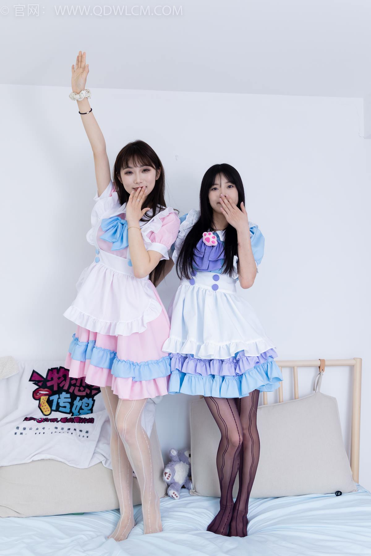 物恋传媒 NO.2400 茯苓&泡泡-高跟鞋、丝袜、互相挠脚心剧情[169P/1V/4.91GB] - 图火火